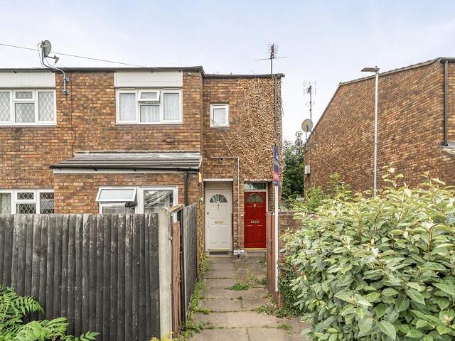 1 bedroom maisonette for sale