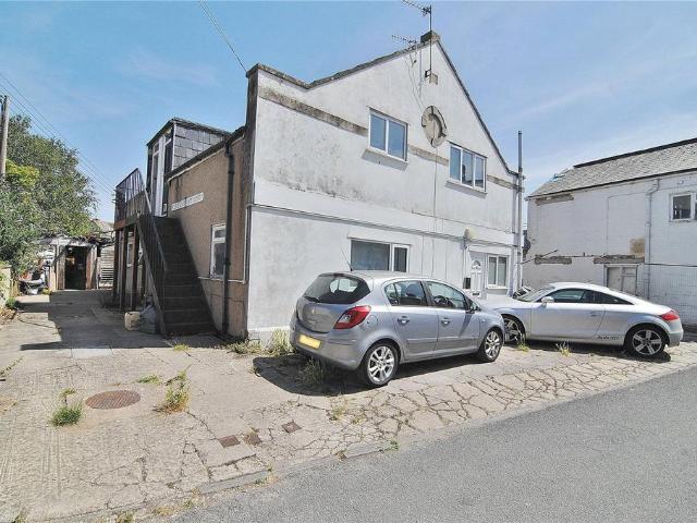 1 bedroom maisonette for sale