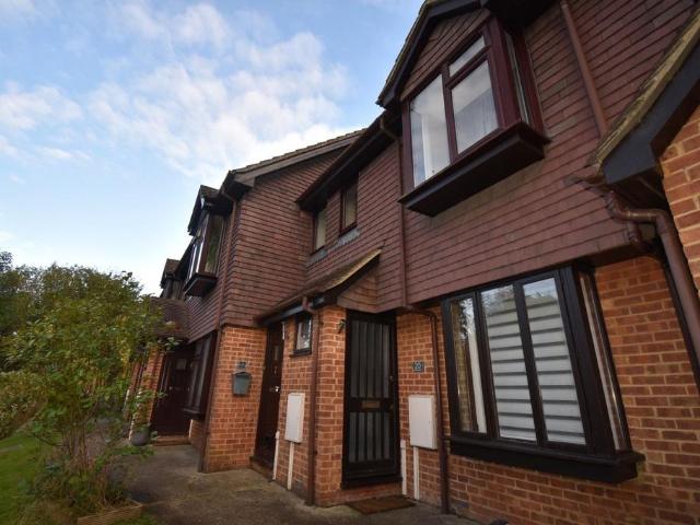 1 bedroom maisonette for sale