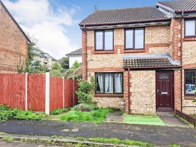 1 Bedroom Maisonette For Sale In West Drayton