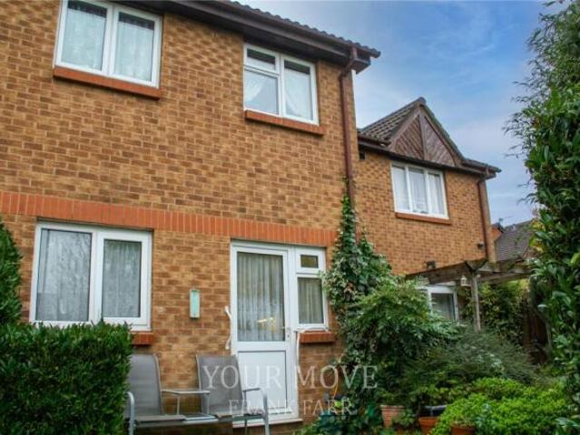 1 bedroom maisonette for sale in Wexham Road, Slough, Berkshire, SL2
