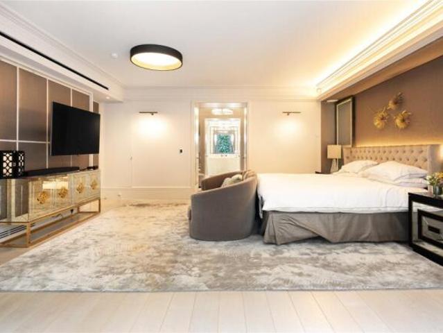 1 bedroom maisonette for sale in Weymouth Street, Marylebone, London, W1W