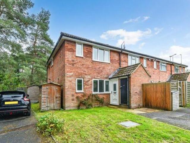 1 Bedroom Maisonette For Sale In Whitehill, Bordon
