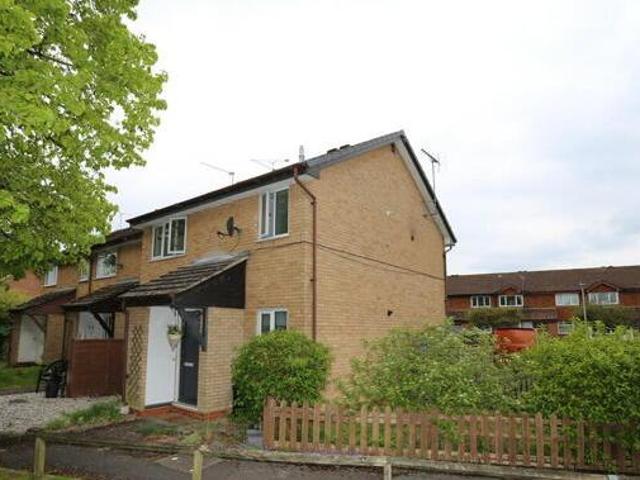 1 Bedroom Maisonette For Sale In Woodley
