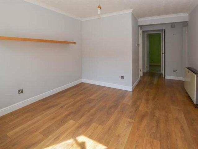 1 bedroom maisonette for sale in Abenberg Way, Hutton, Brentwood, CM13