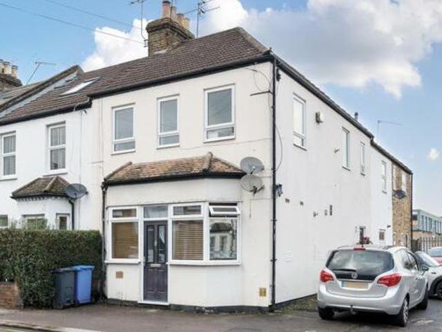 1 Bedroom Maisonette For Sale In Berkshire