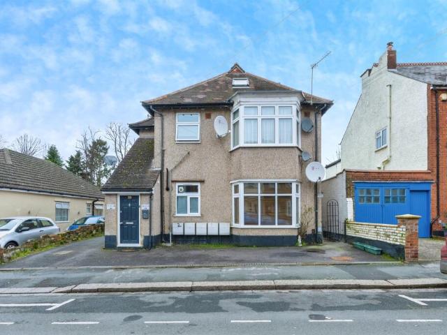 1 bedroom maisonette for sale in Durban Road West, Watford, WD18