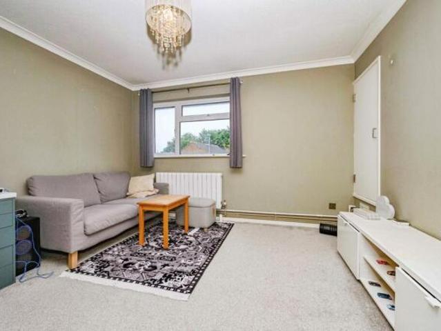 1 bedroom maisonette for sale in Enderby Road, Luton, Bedfordshire, LU3