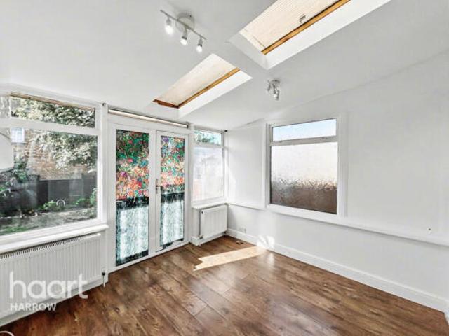 1 bedroom maisonette for sale in Grange Road, Harrow, HA1