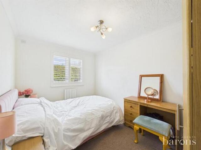 1 bedroom maisonette for sale in Guinea Court, Chineham, Basingstoke, RG24