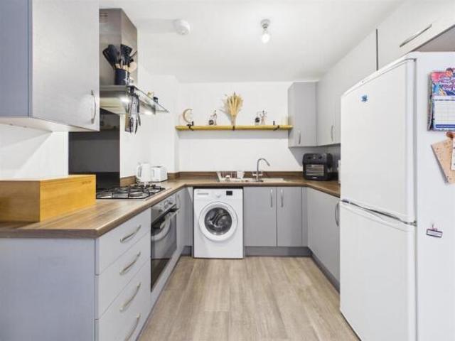 1 bedroom maisonette for sale in Hawker Drive, Brockworth, Gloucester, GL3