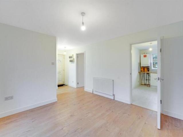 1 bedroom maisonette for sale in Jasper Road, West Beckton, E16