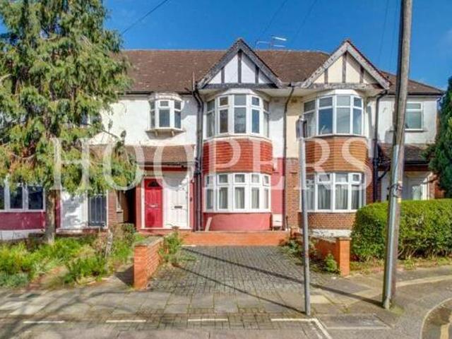 1 Bedroom Maisonette For Sale In London