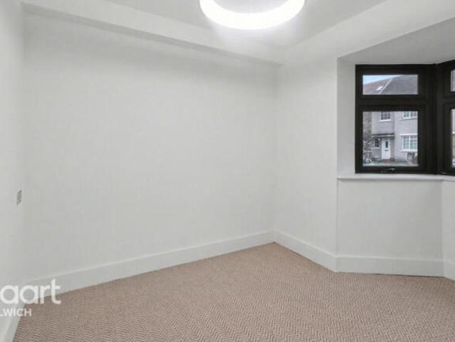 1 bedroom maisonette for sale in Maple Close, Morden, CR4