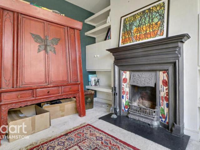 1 bedroom maisonette for sale in Mersey Road, Walthamstow, E17
