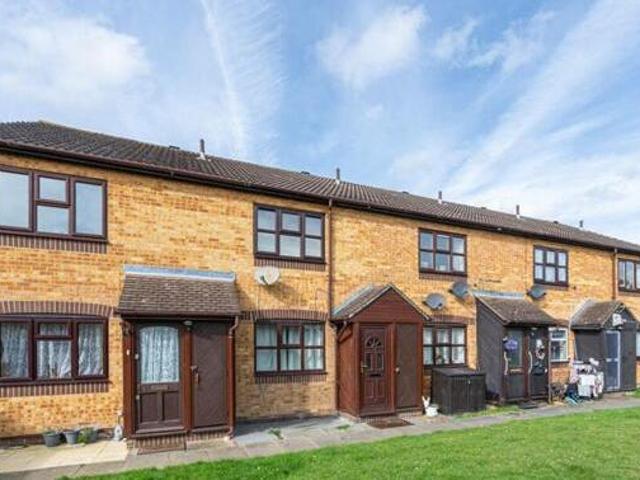 1 Bedroom Maisonette For Sale In Mitcham