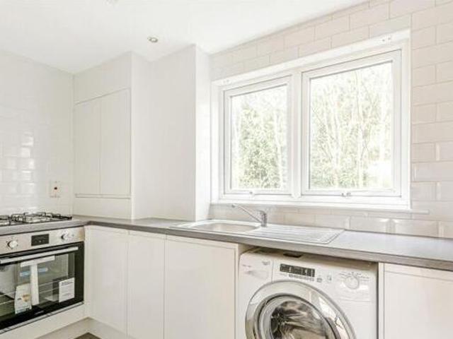1 Bedroom Maisonette For Sale In Northwood