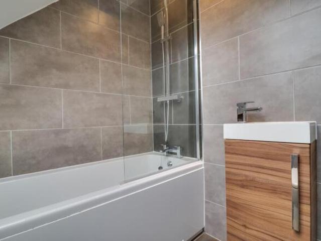 1 bedroom maisonette for sale in Oak Road, Woolston, SO19