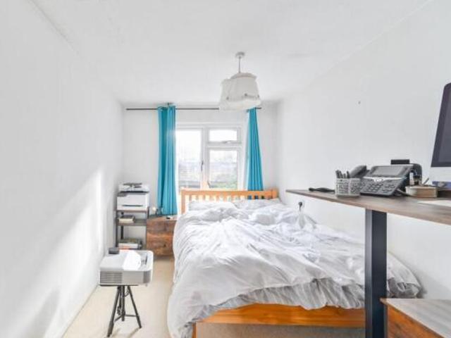 1 bedroom maisonette for sale in Phil Brown Place, Battersea, London, SW8