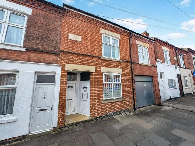 1 bedroom maisonette for sale in Pool Road, Leicester, Leicestershire, LE3