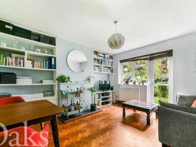 1 Bedroom Maisonette For Sale In Rosendale Road