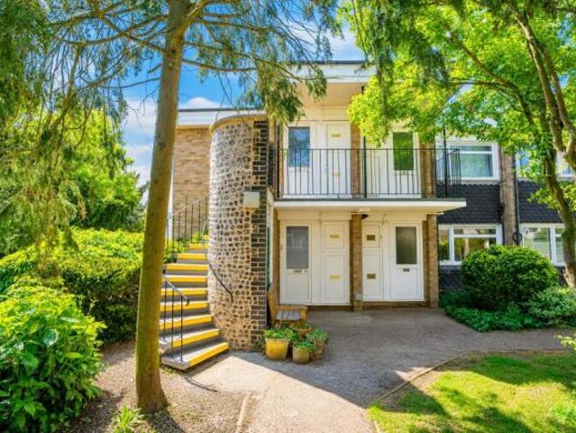 1 bedroom maisonette for sale in Sopwell Lane, St. Albans, Hertfordshire, AL1