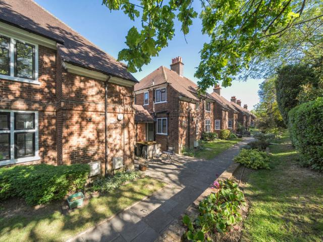 1 bedroom maisonette for sale in Southend Road, Beckenham, BR3