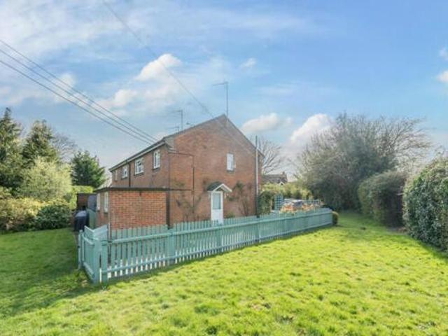 1 Bedroom Maisonette For Sale In Stockbridge, Hampshire