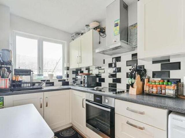 1 Bedroom Maisonette For Sale In Streatham, London