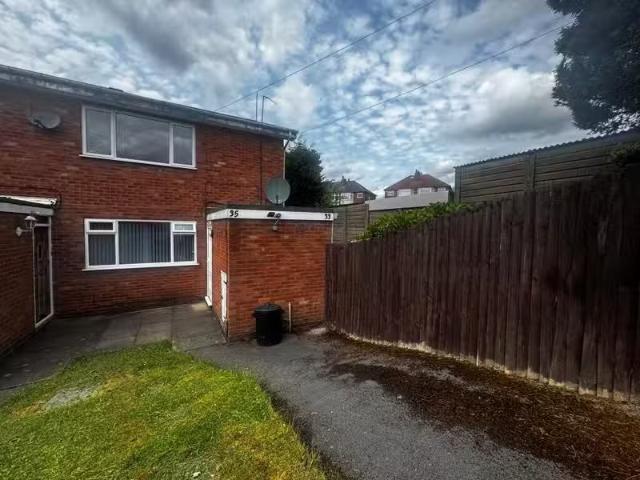 1 bedroom maisonette for rent in 35 Hazel Avenue, Sutton coldf.