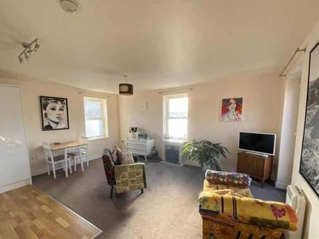 1 bedroom maisonette for rent in The Broadway Thatcham RG19