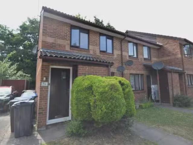 1 bedroom maisonette for rent in Tudor Close, Hatfield, AL10