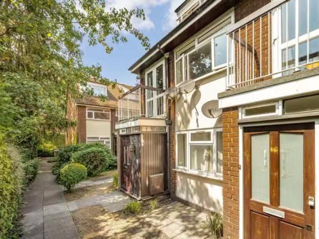 1 bedroom maisonette for rent in Westfield Park, Pinner, HA5