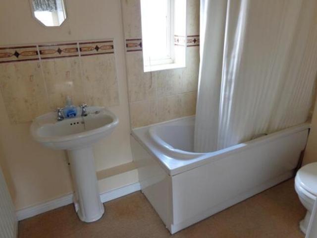 1 bedroom maisonette for rent in Woodcutters Mews, Groundwell West, SN25