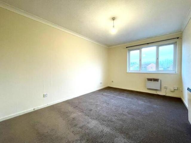 1 bedroom maisonette for rent in Alburgh Close, Bedford, MK42