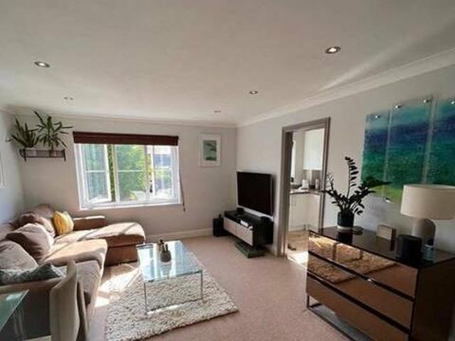 1 bedroom maisonette for rent in Alston Gardens Maidenhead SL6