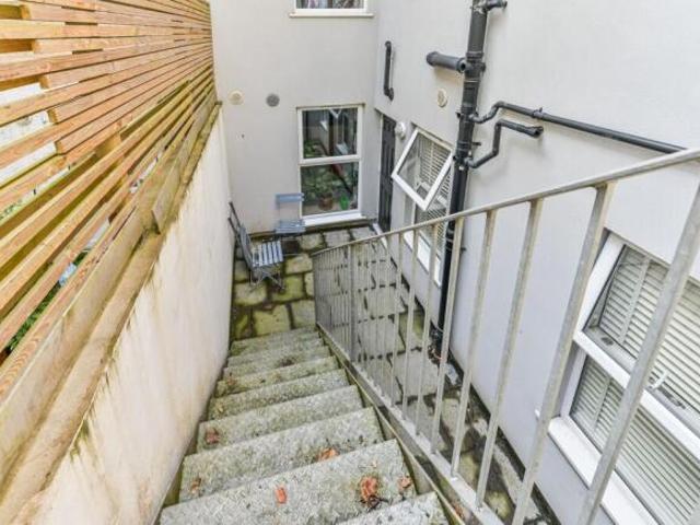 1 bedroom maisonette for rent in Apsley Road, SE25, South Norwood, London, SE25