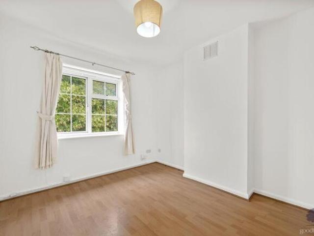 1 bedroom maisonette for rent in Bardney Road, Morden, SM4