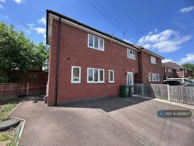 1 bedroom maisonette for rent in Broadway, Loughborough, LE11