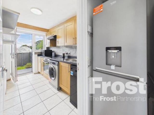 1 bedroom maisonette for rent in Charlton Close, Slough, Berkshire, SL1