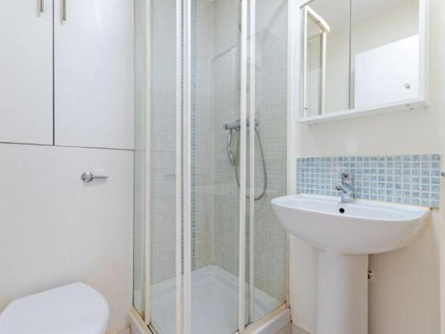 1 bedroom maisonette for rent in Chichele Road, Willesden Green, NW2