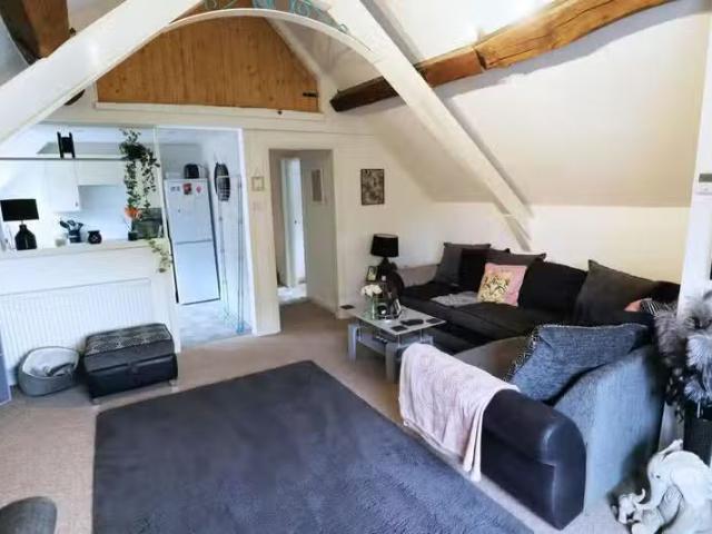 1 bedroom maisonette for rent in Church Street, Alcester, B49