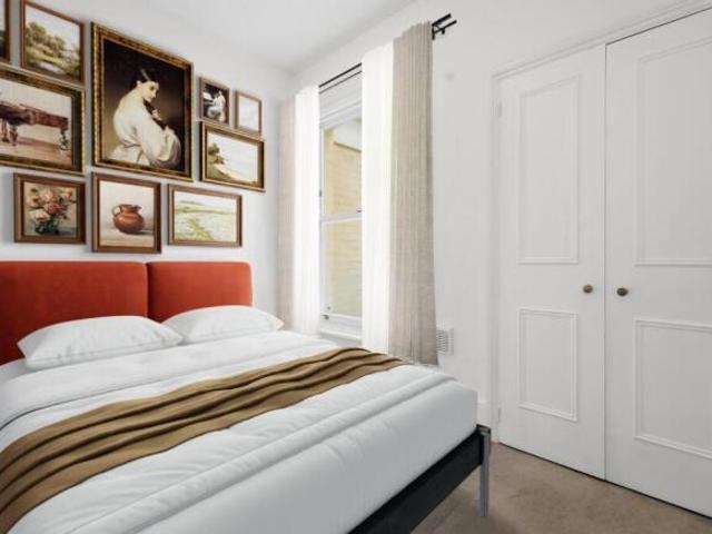 1 bedroom maisonette for rent in Church Path, Central Chiswick, W4