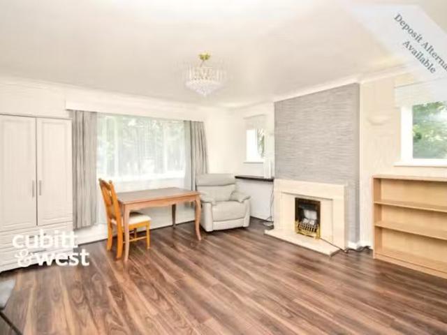 1 bedroom maisonette for rent in Dale Road, Purley CR8