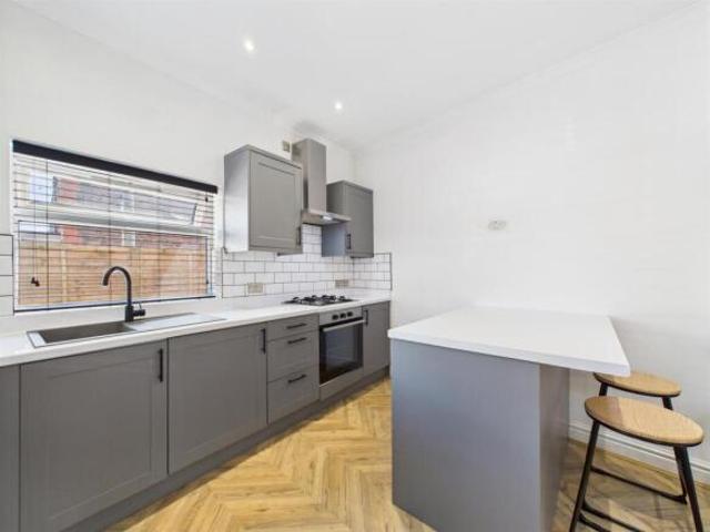 1 bedroom maisonette for rent in Flat 5 125 Wilderspool Causeway, Latchford, WA4