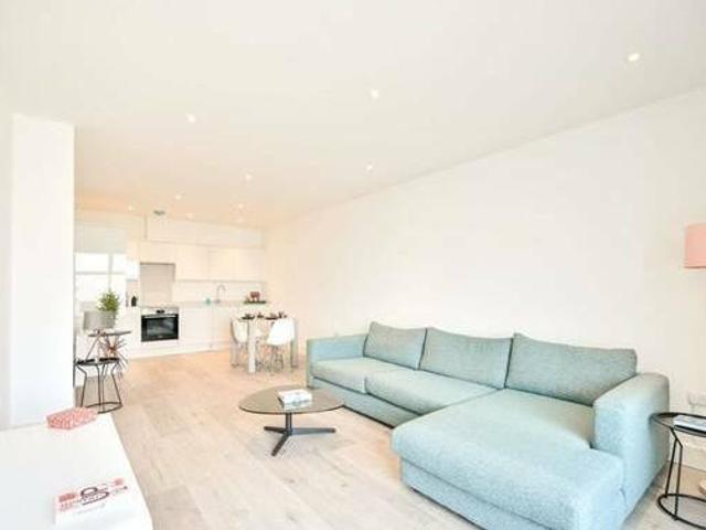 1 bedroom maisonette for rent in Hampden Road Kingston KT1