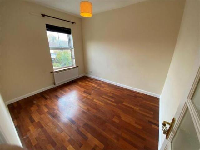 1 bedroom maisonette for rent in Harwoods Road, Watford, WD18