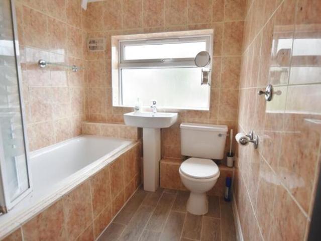 1 bedroom maisonette for rent in Hazeltree Road, Watford, WD24