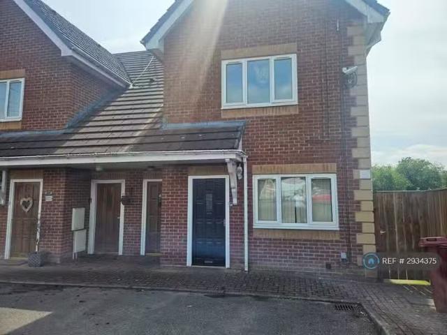 1 bedroom maisonette for rent in Holly House, Bolton, BL3