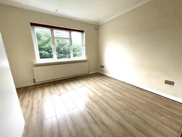 1 bedroom maisonette for rent in Horseshoe Lane, WATFORD, WD25